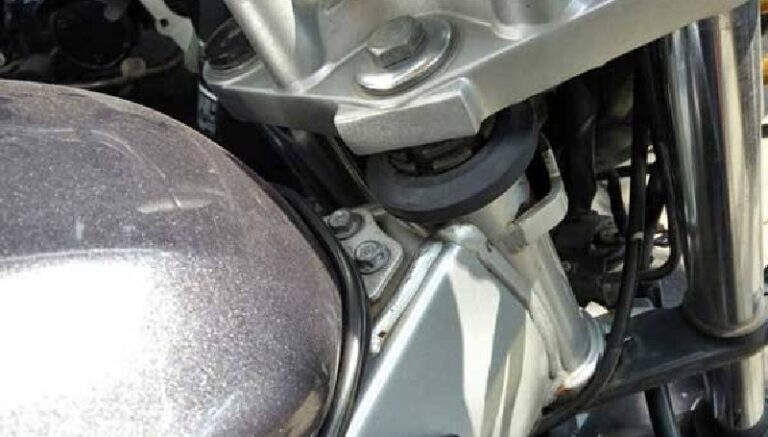 Tanda Komstir Motor Rusak, Bagaimana Efeknya? - Teropong Media