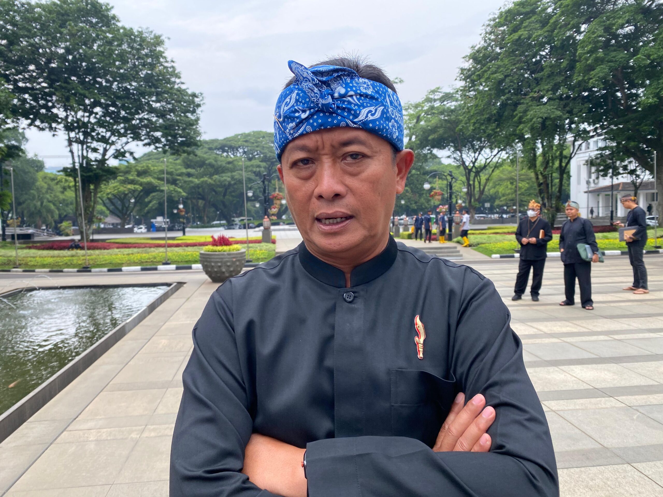 Kang Empos Buat Semua RW di Kota Bandung - Teropong Media