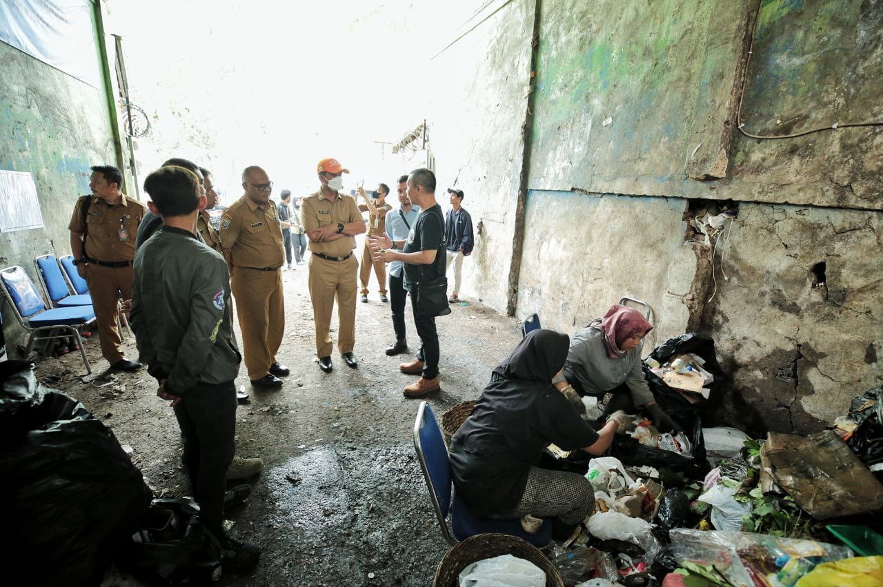 Program Kang Pisman Sukses Tekan Kuota Sampah Kota Bandung - Teropong Media
