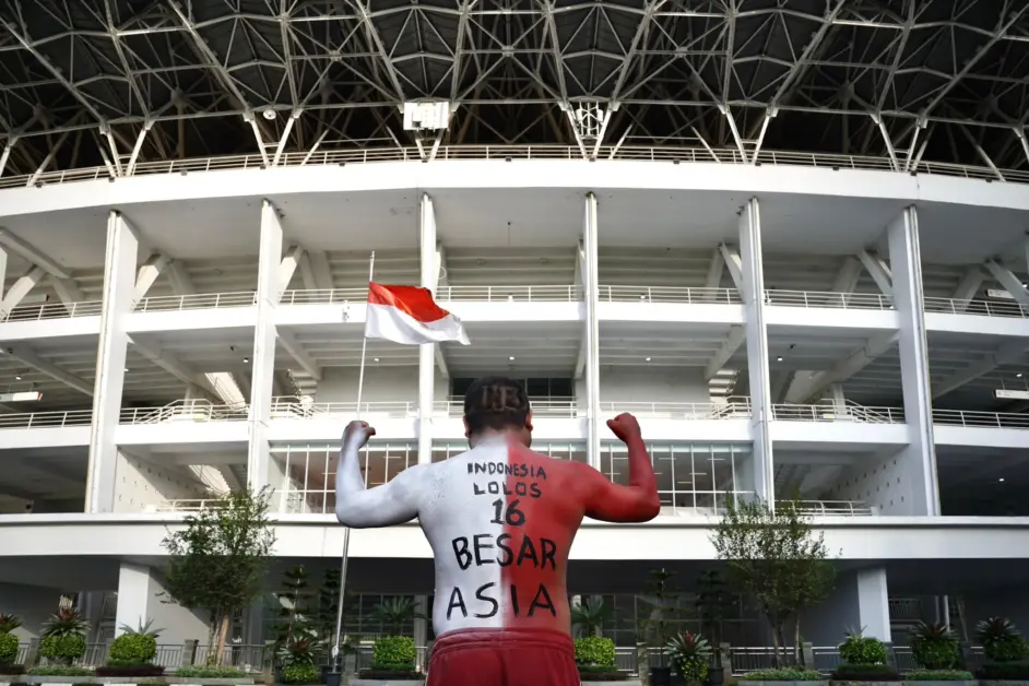 16 Besar Piala Asia: Mas Katon, Suporter Indonesia yang Disapa Erick Thohir