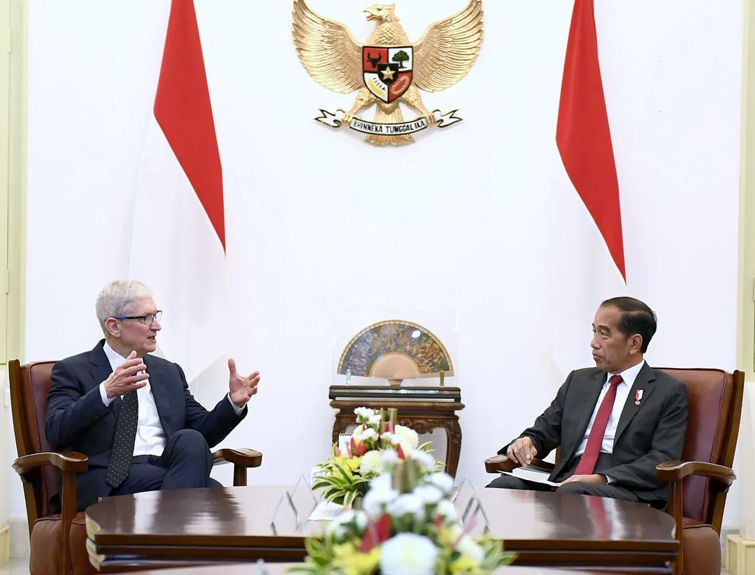 Jokowi Rayu Apple Bangun Pabrik Manufaktur di Indonesia - Teropong Media