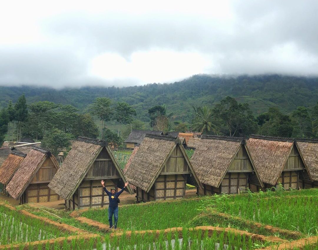 Menilik Sejarah dan Ciri Khas Wisata Kampung Adat Ciptagelar Sukabumi ...