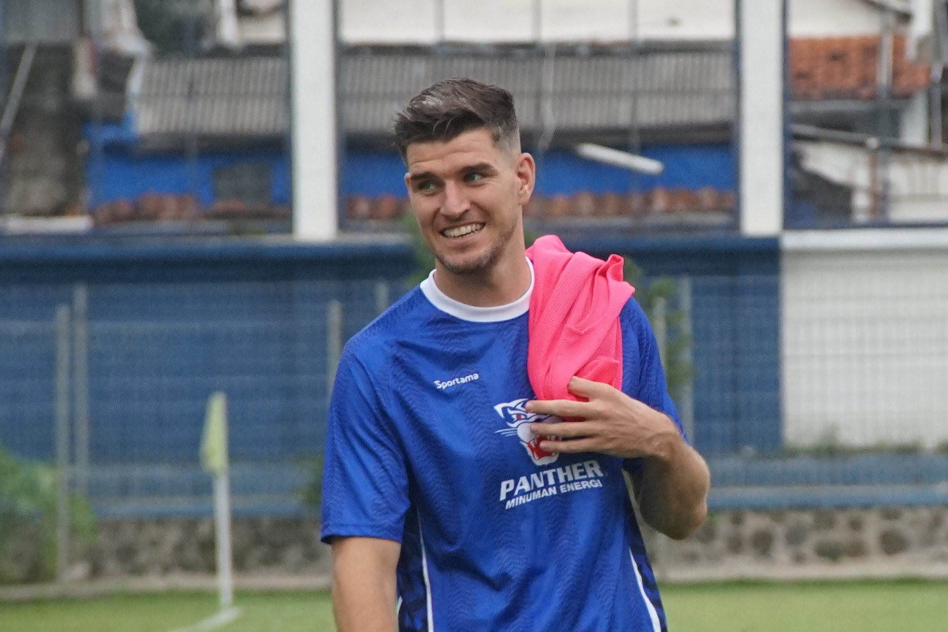 Persib Doakan Nick Kuipers Tetap Sukses Bersama Tim Barunya - Teropong ...