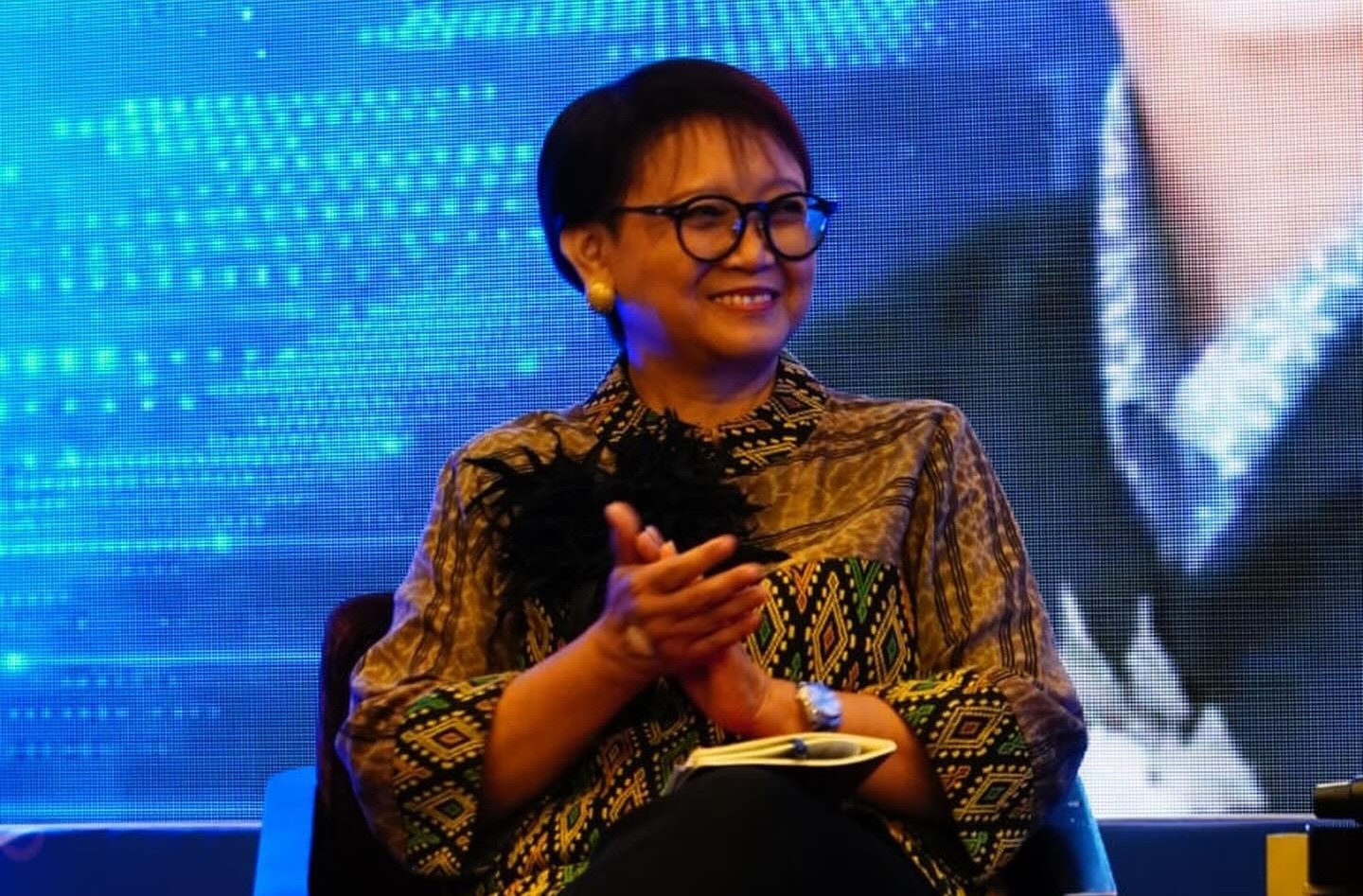 Kisah Inspiratif Retno Marsudi, dari Makan Nasi dengan Garam hingga ...
