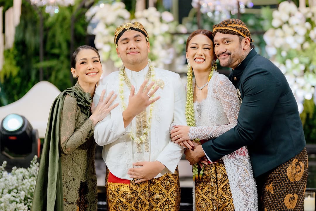 Kabar Gembira! Putri Tora Sudiro Hamil Anak Pertama - Teropong Media