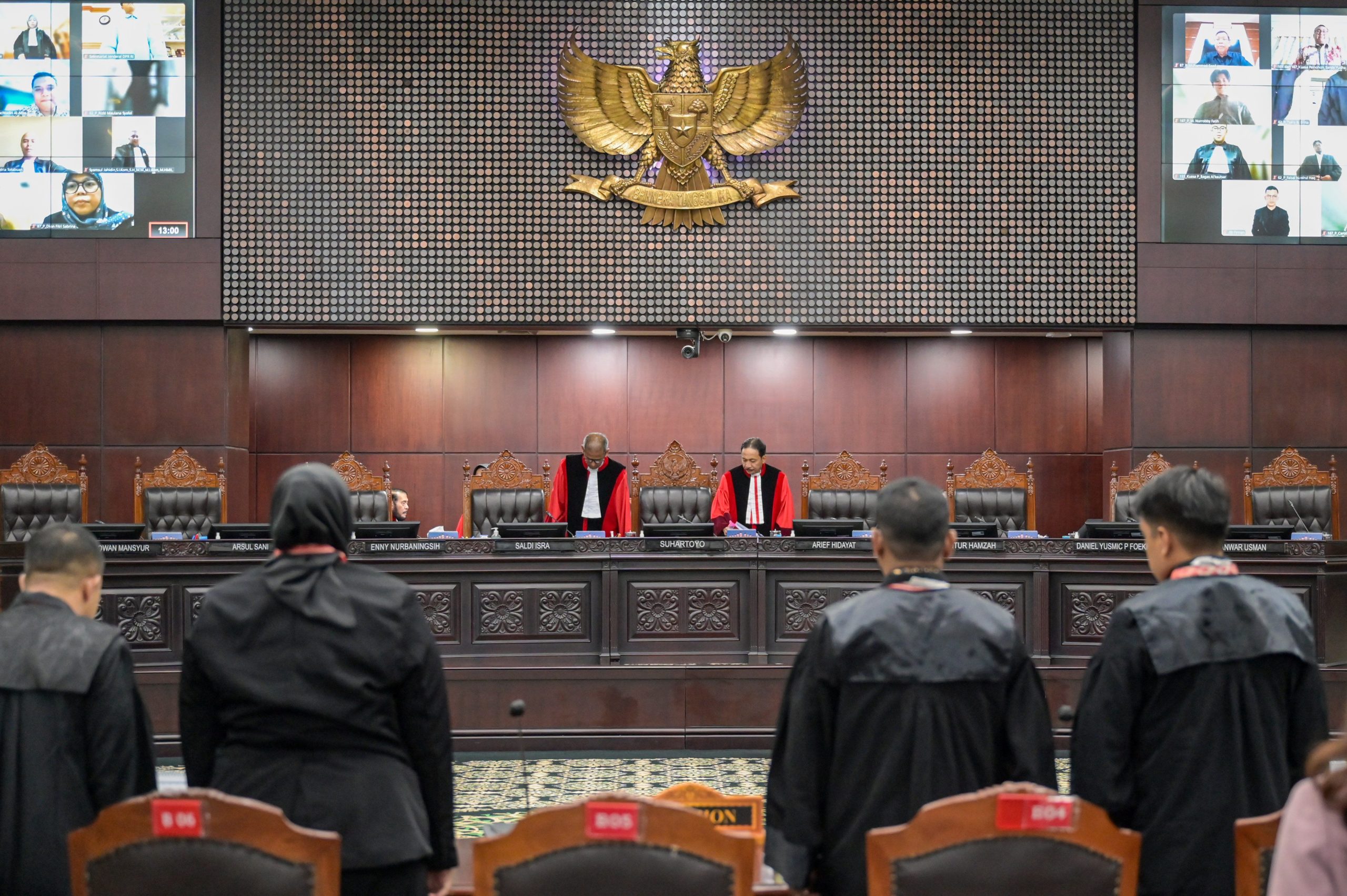 MK Hapus Ambang Batas Pencalonan Presiden dan Wapres - Teropong Media