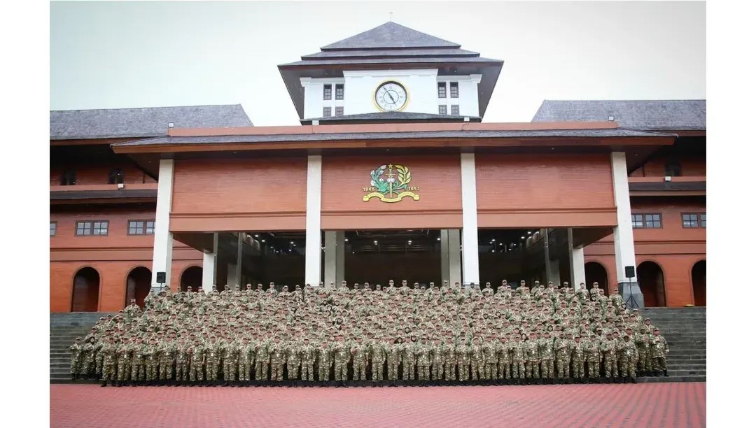 CEK FAKTA: Presiden Prabowo Minta Kepala Daerah dari PDIP yang Tak Ikut ...