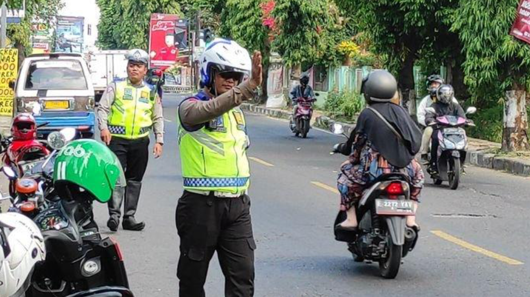 Ada Operasi Lodaya 2025, Ini Daftar Jenis Tilang dan Denda Pelanggar! - Teropong Media