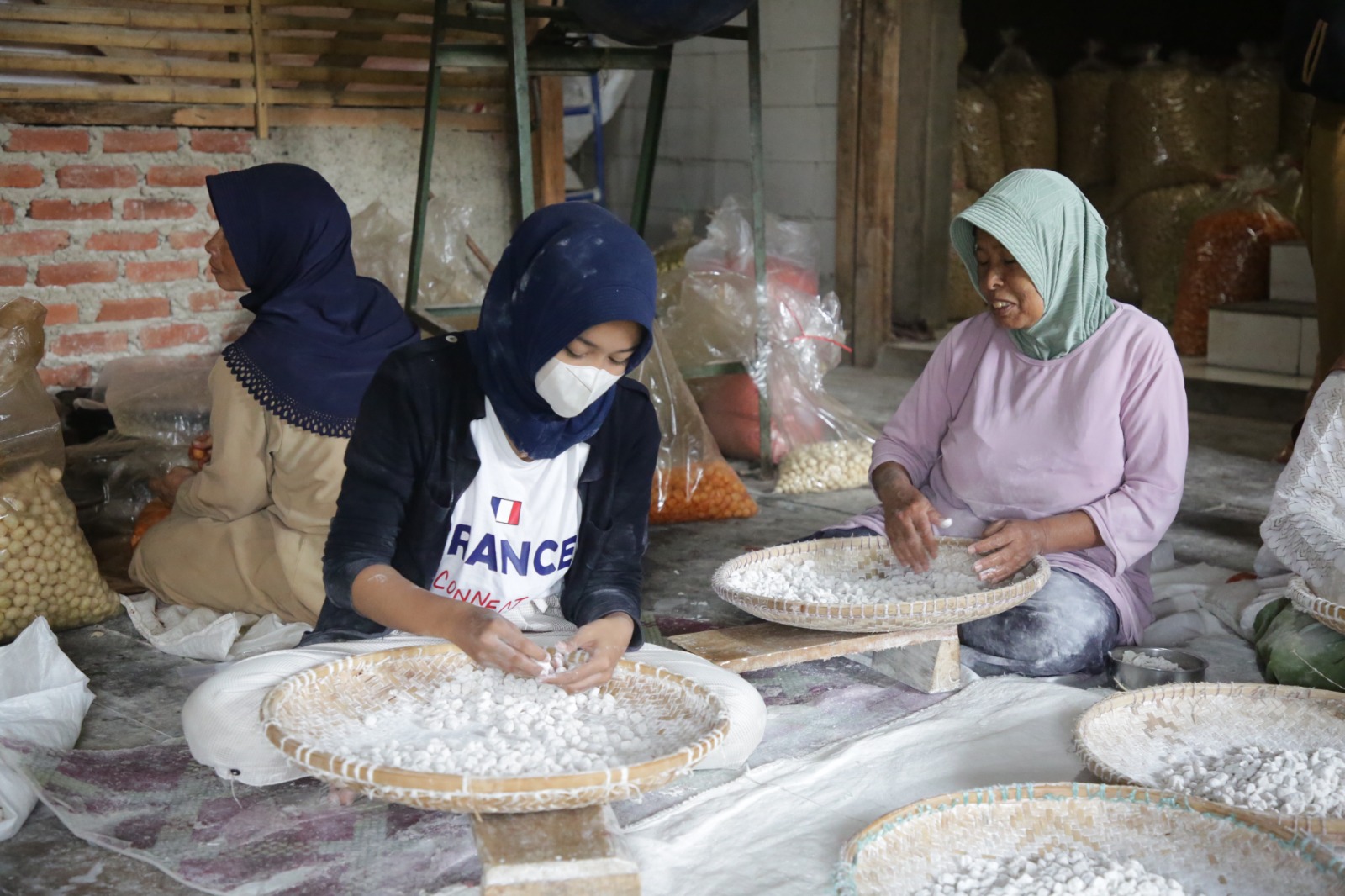 Pemprov Jawa Barat Tetapkan Endog Lewo Jadi Warisan Budaya Tak Benda ...