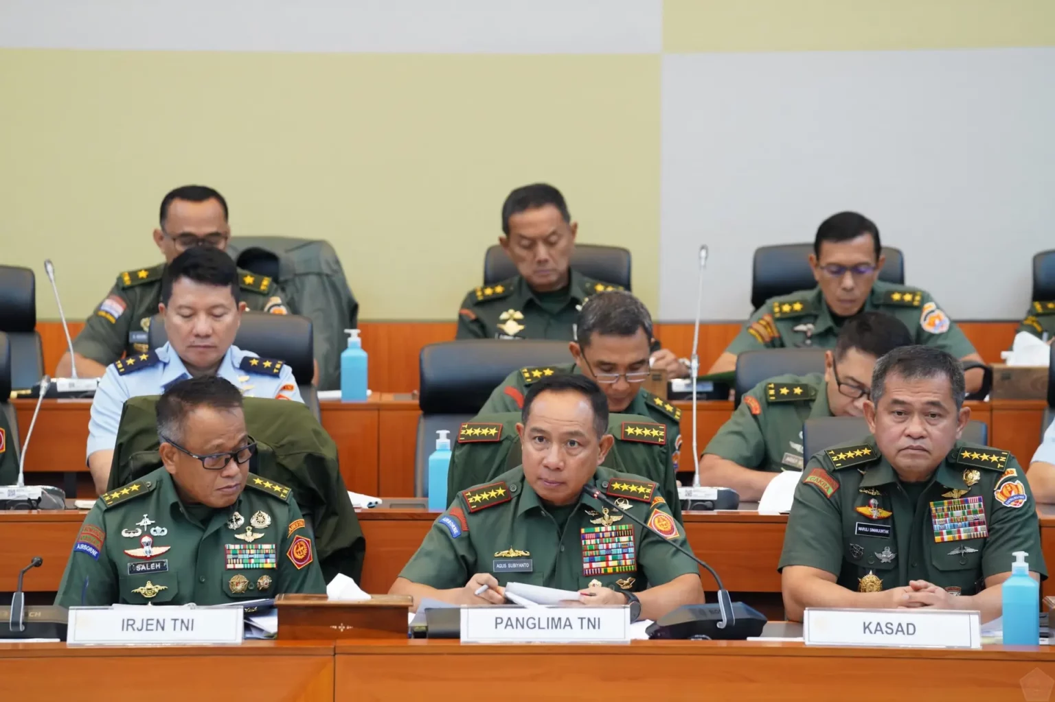 DPR Bakal Lanjutkan Pembahasan RUU TNI Hari Ini - Teropong Media