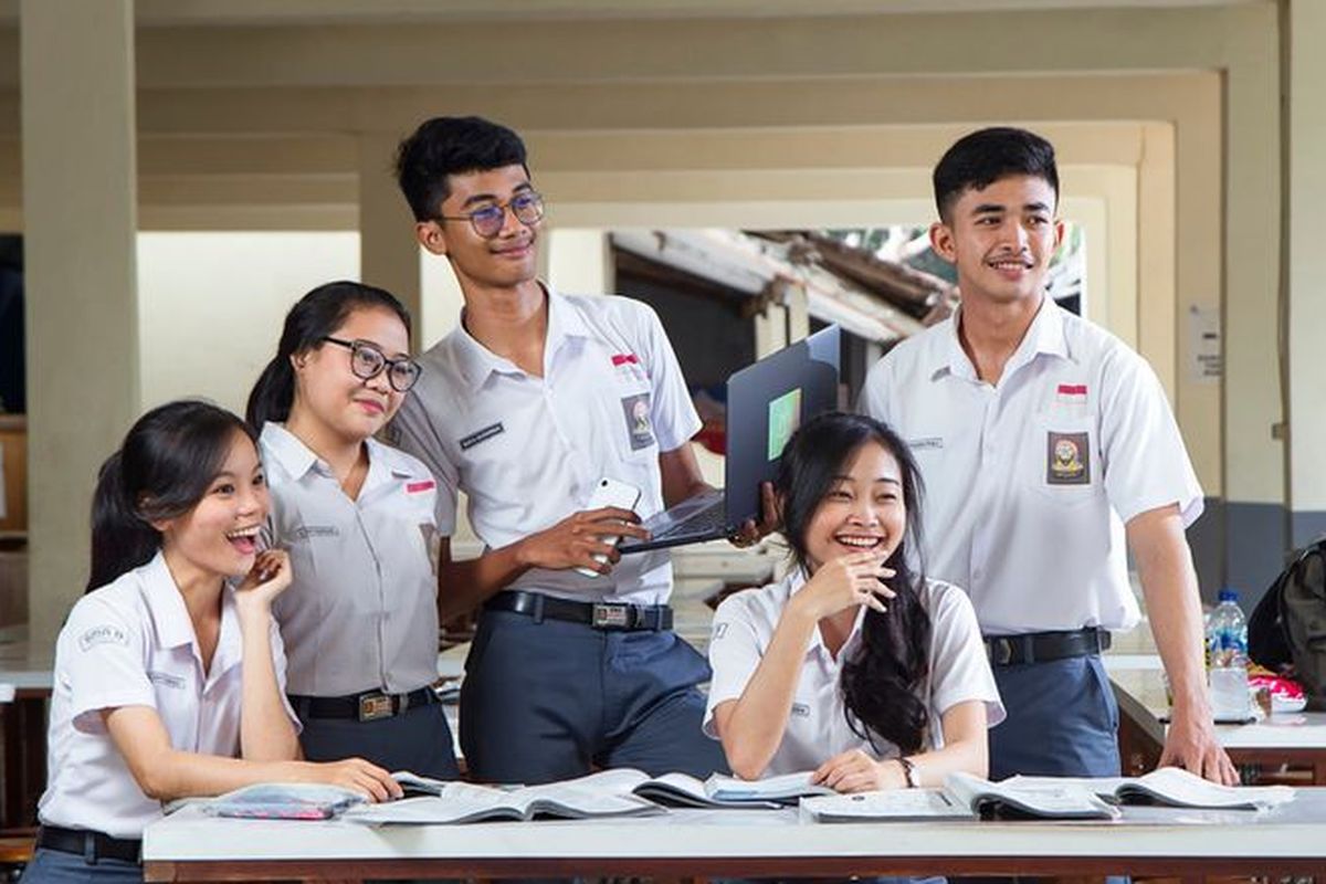 Masa Studi SMK Jadi 4 Tahun, Setahun Persiapan Kerja ke Luar Negeri - Teropong Media
