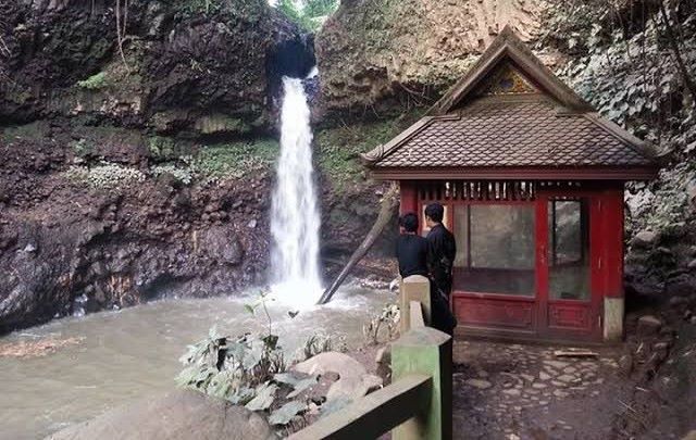Curug Dago: Air Terjun Biasa? Coba Cek Dulu Jejak Kerajaan Thailand di Sini