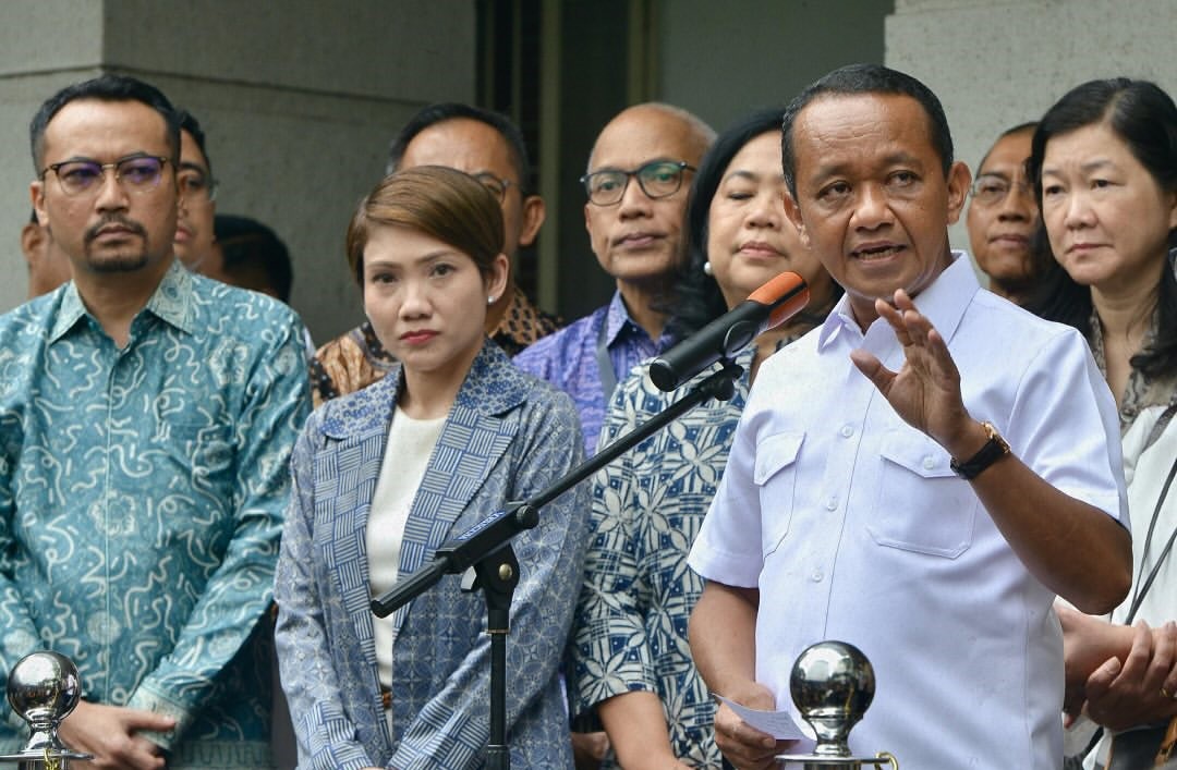 Bahlil Bakal Wajibkan Campuran Etanol dalam BBM Minimal 10 Persen - Teropong Media