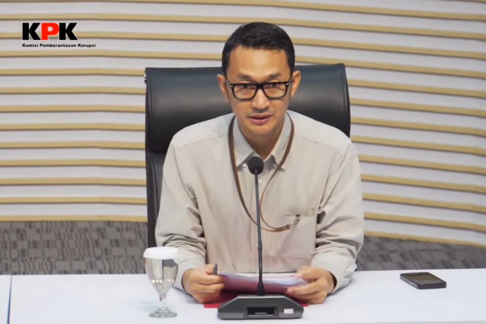 Uang Rp160 Juta dan Tiket BLACKPINK Terungkap di Sidang RPTKA, KPK ...