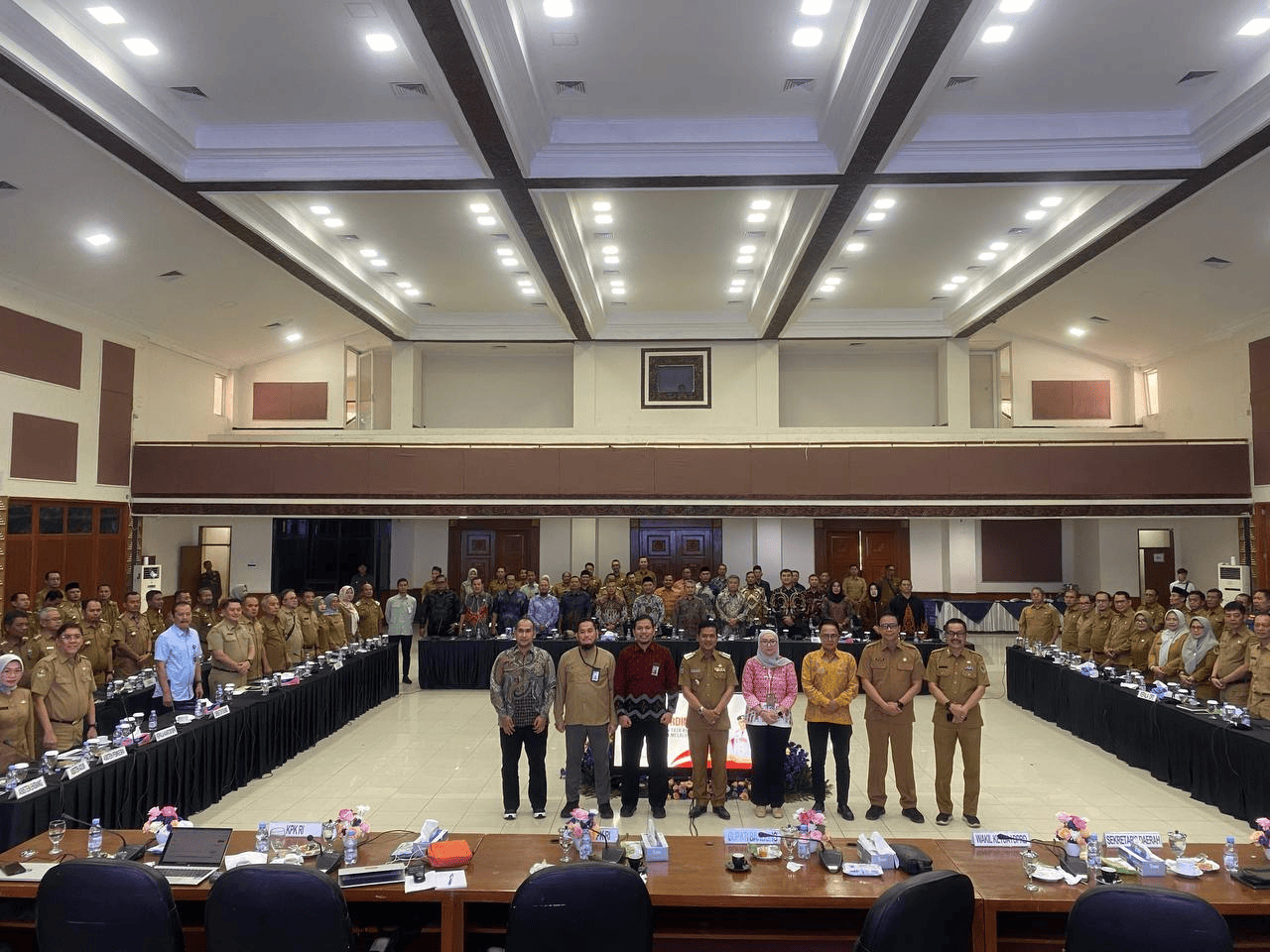 Pimpinan dan Anggota DPRD Kabupaten Bandung Hadiri Rakor Evaluasi ...