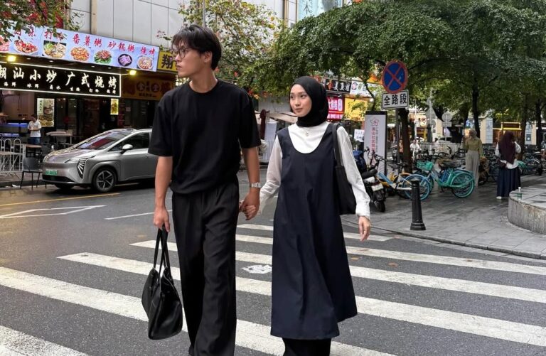 Profil Julia Prastini, Selebgram yang Kini Tengah Viral diduga Selingkuh - Teropong Media