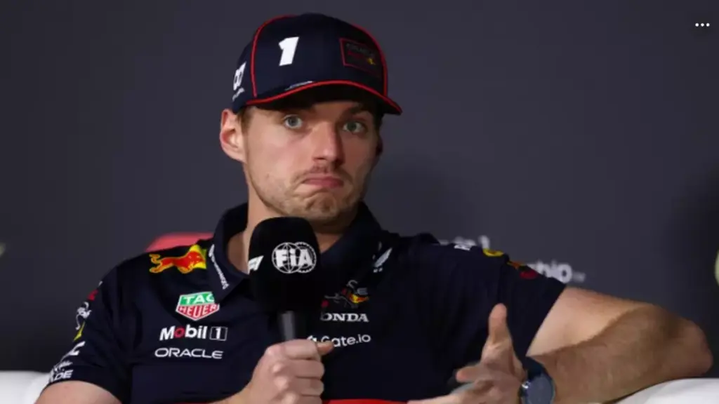 Coulthard Nilai Karakter Max Verstappen Lebih Unggul dari Hamilton ...