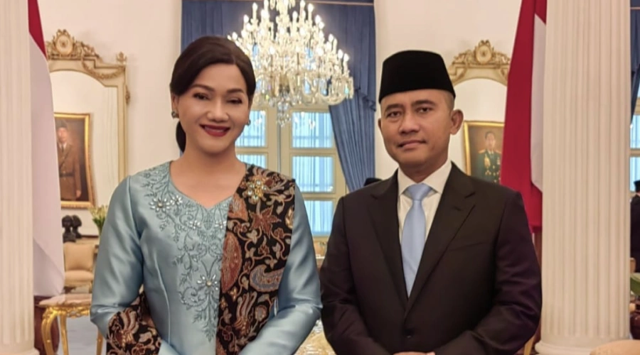 Bukan Orang Sembarangan, Ini Rekam Jejak Suami Ketua OJK Friderica ...