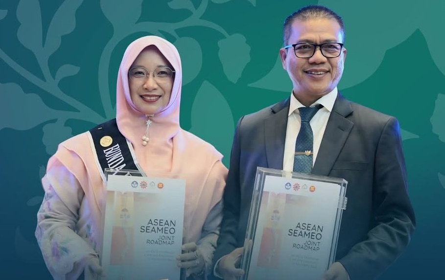 Amanah ASEAN-SEAMEO, Kang DS dan Bunda PAUD Terima Dokumen Pendidikan ...